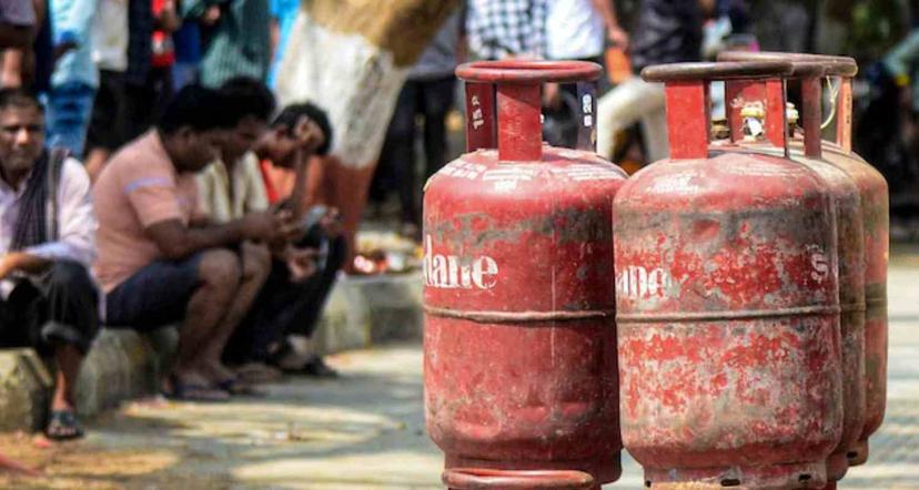 Commercial LPG price cut by ₹183.50